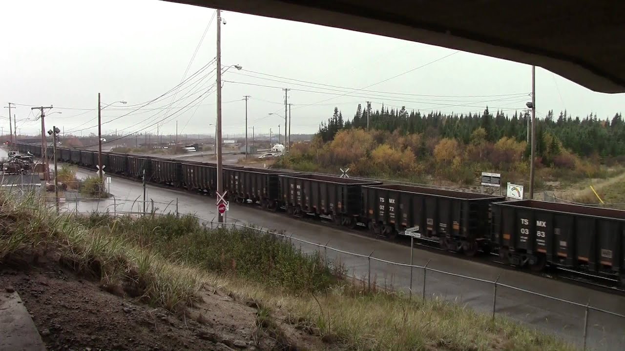 [HD] QNS&L 503, QNS&L 506 (Northbound Iron Ore) leaving Sept-Îles Qc. (Wacouna SUB, MP.3) - YouTube