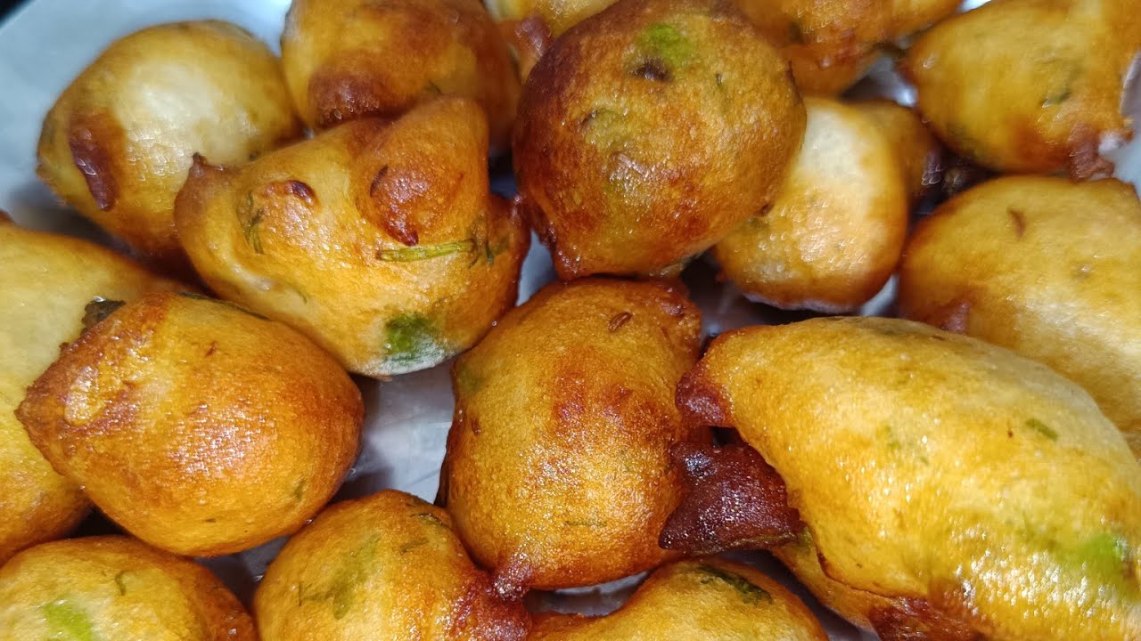 బోర బోర లాడుతూ టేస్ట్ అదిరిపోయింది పునుగులు ఇలా ఉంటే ఈజీ గా 2 plates ...