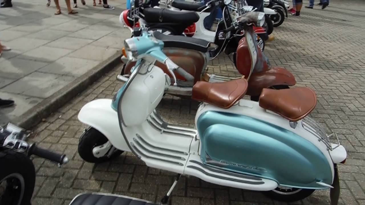 Isle of Wight Scooter Rally 2016 - Lambretta and Vespa - YouTube