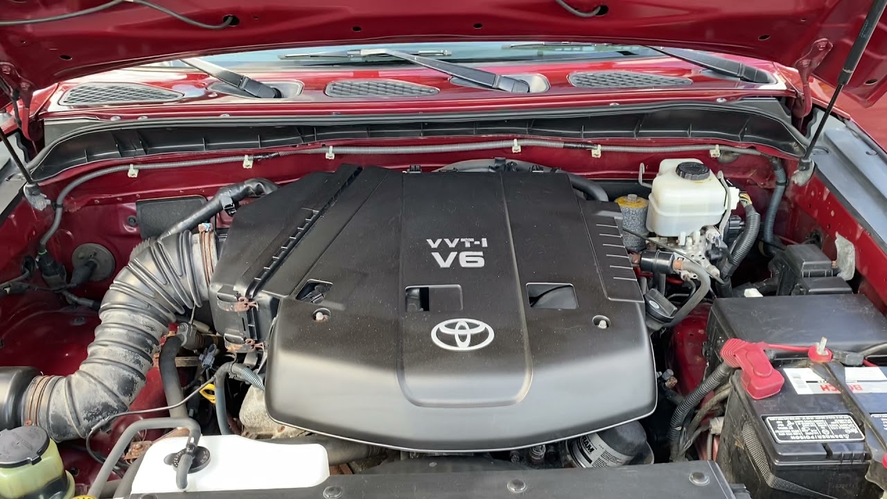 FJ Cruiser Convertible start and engine bay Cars & Bids - YouTube