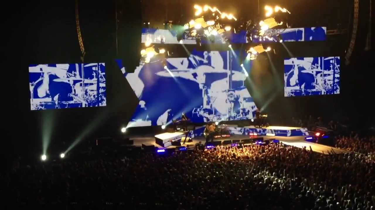 Depeche Mode - Personal Jesus (Live @ The Hydro, Glasgow, 11/11/13) HD ...