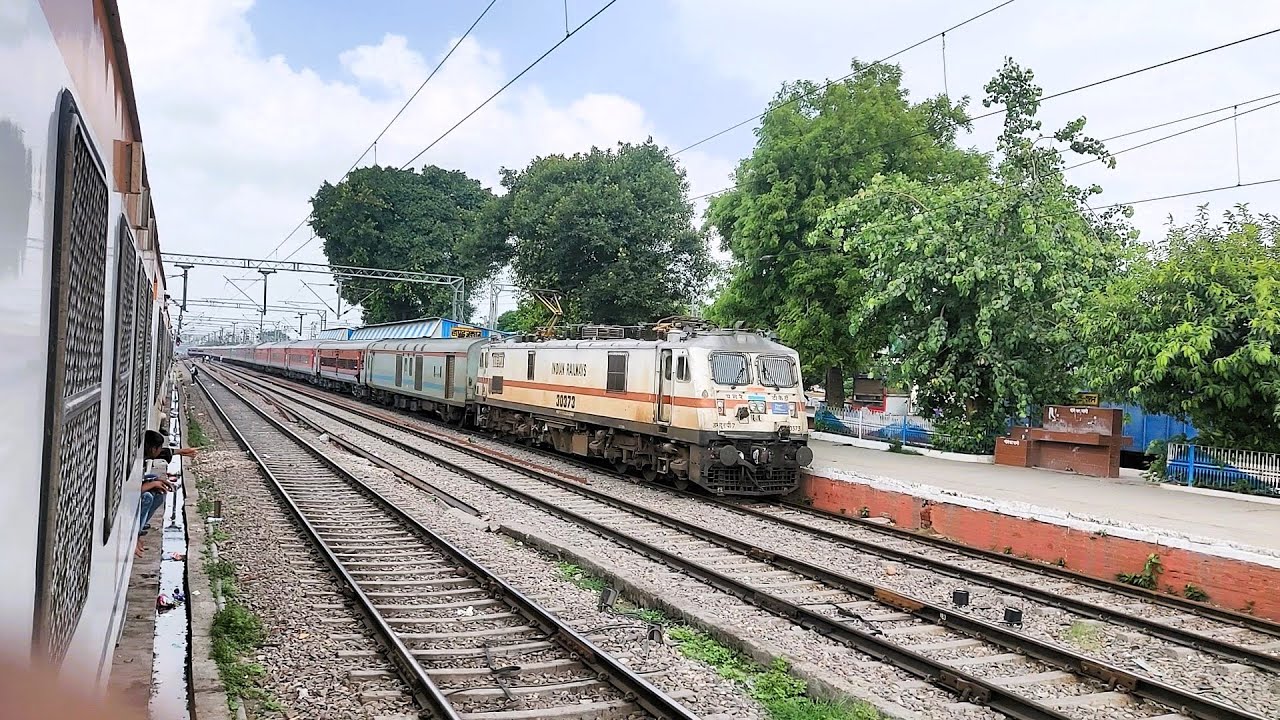 Hapur Junction Railway station lalgarh to dibrugarh avadh assam - YouTube