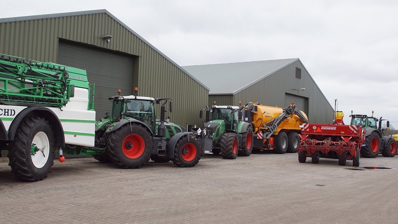 Op bezoek bij open dag landbouwbedrijf Buijs in Emmer-Compascuum - YouTube
