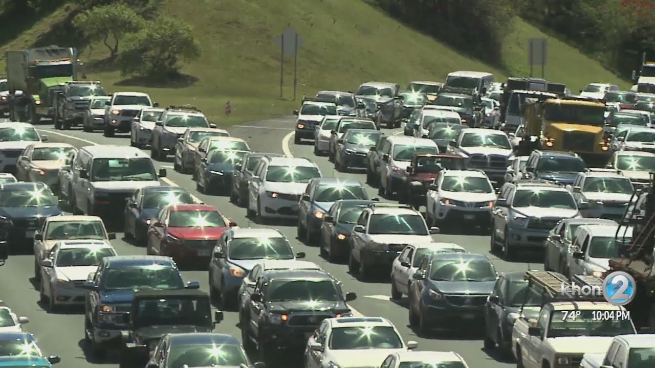Hawaii traffic levels slowly climbing back, traffic fatalities ...