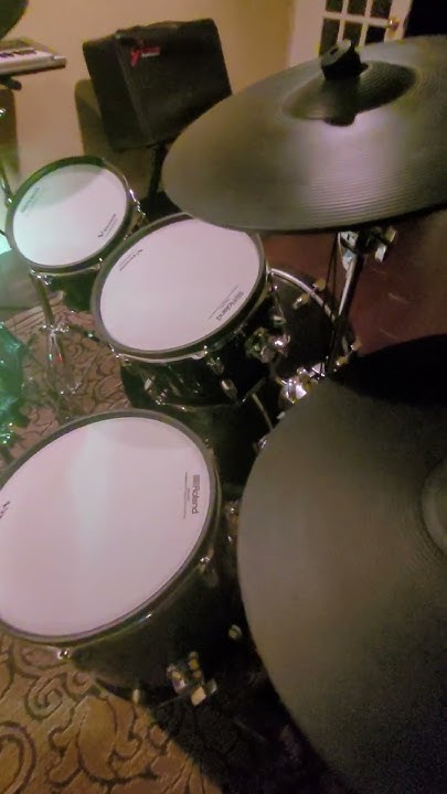 Roland VAD 506 - YouTube