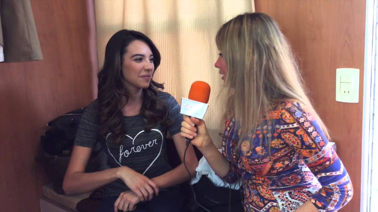 Nuria Gil en Como dice el dicho - YouTube