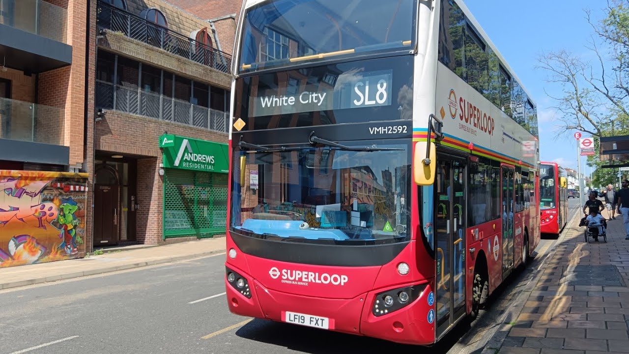 Full Ride Superloop Bus Route SL8 Uxbridge to White City Metroline MCV ...