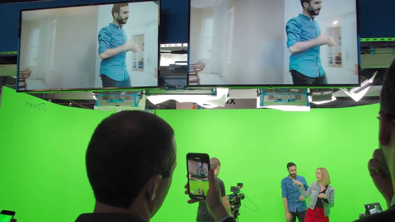 On-set Facilities Real-time VFX Compositing Set-up demo - YouTube