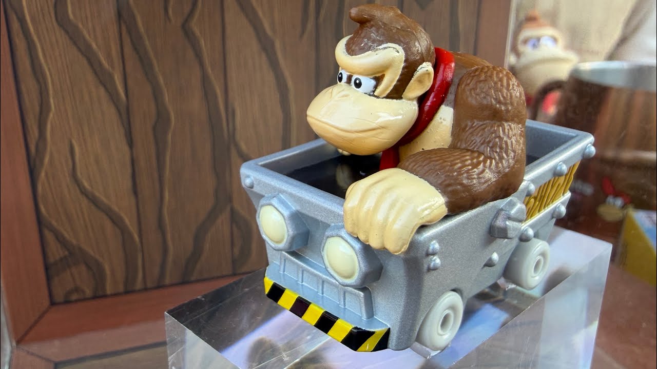 USJ Mine Cart Madness Donkey Kong Country POV - YouTube