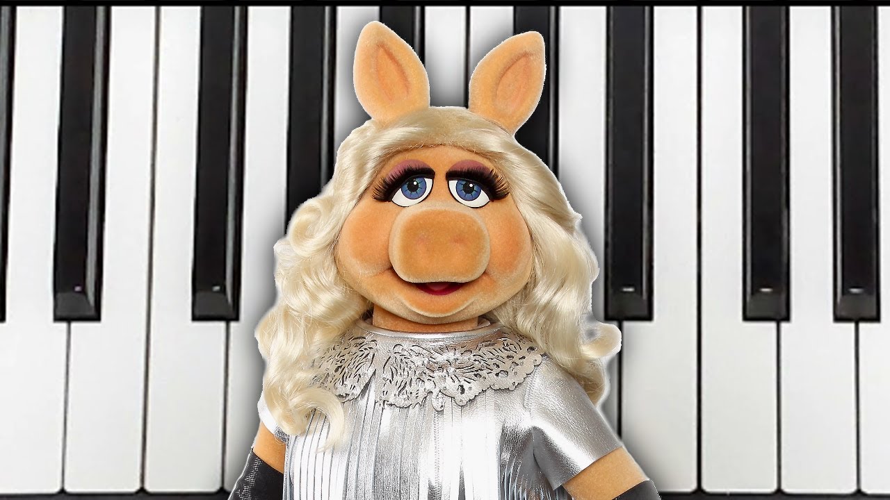 Miss Piggy Cellophane on Piano (Didn't I do it for you) - YouTube