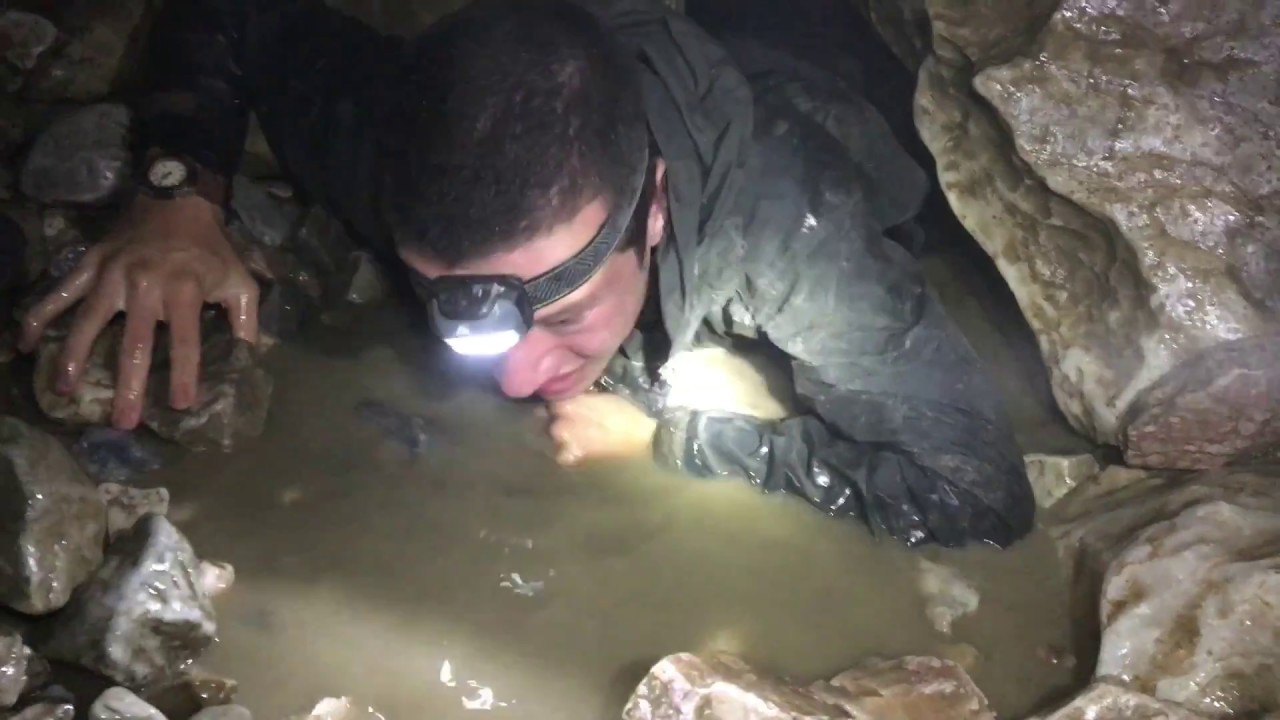 Morris Cave, Swimming in an Underground Lake - YouTube