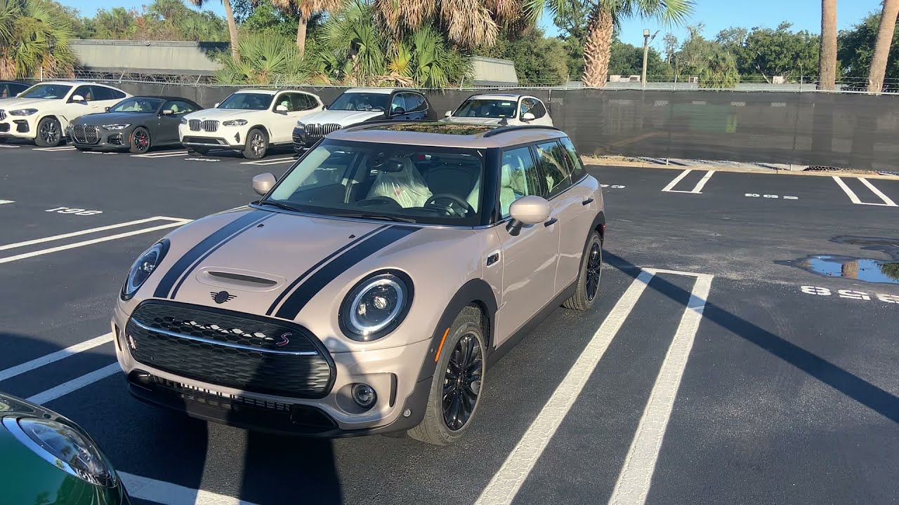 Tom’s 2022 Rooftop Grey MINI Cooper S Clubman named “Lucky” - YouTube