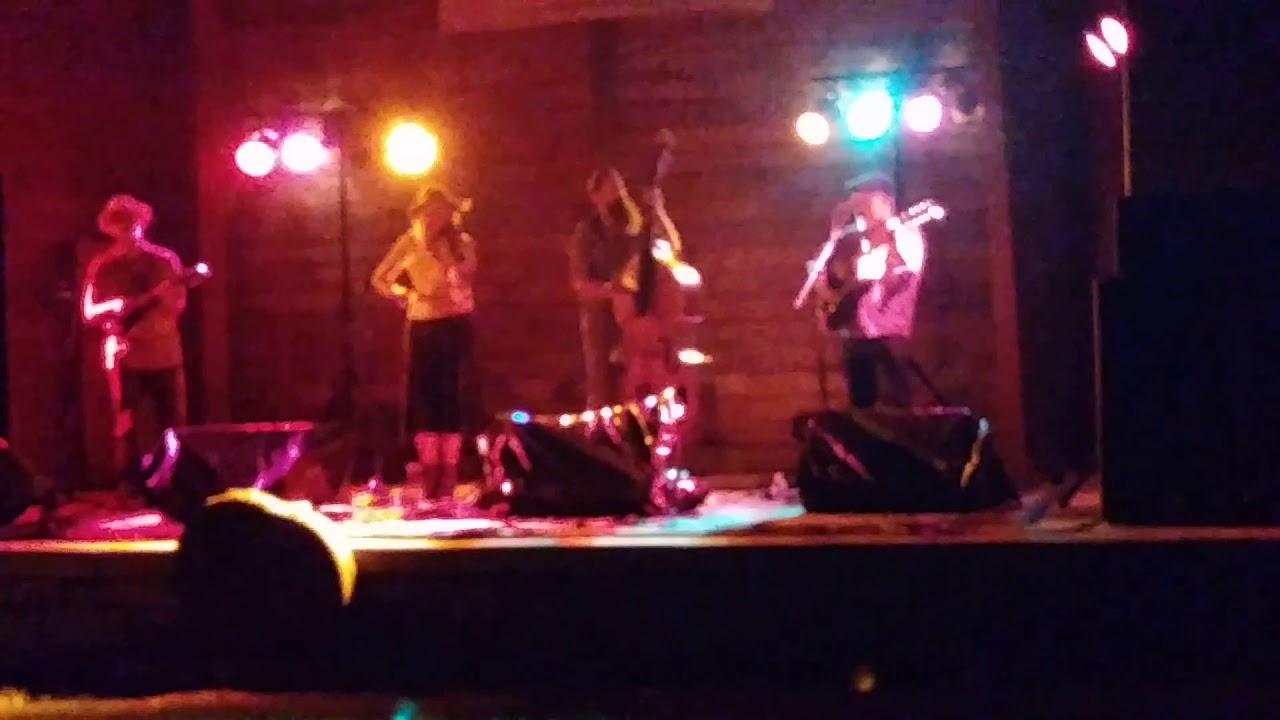 Jakob's Ferry Stragglers - Saint Anne's Prayer @ Twin Lakes Park - YouTube