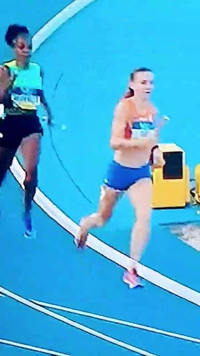 FEMKE BOL Y SU INCREÍBLE REMONTADA EN 4 X 400 M - YouTube