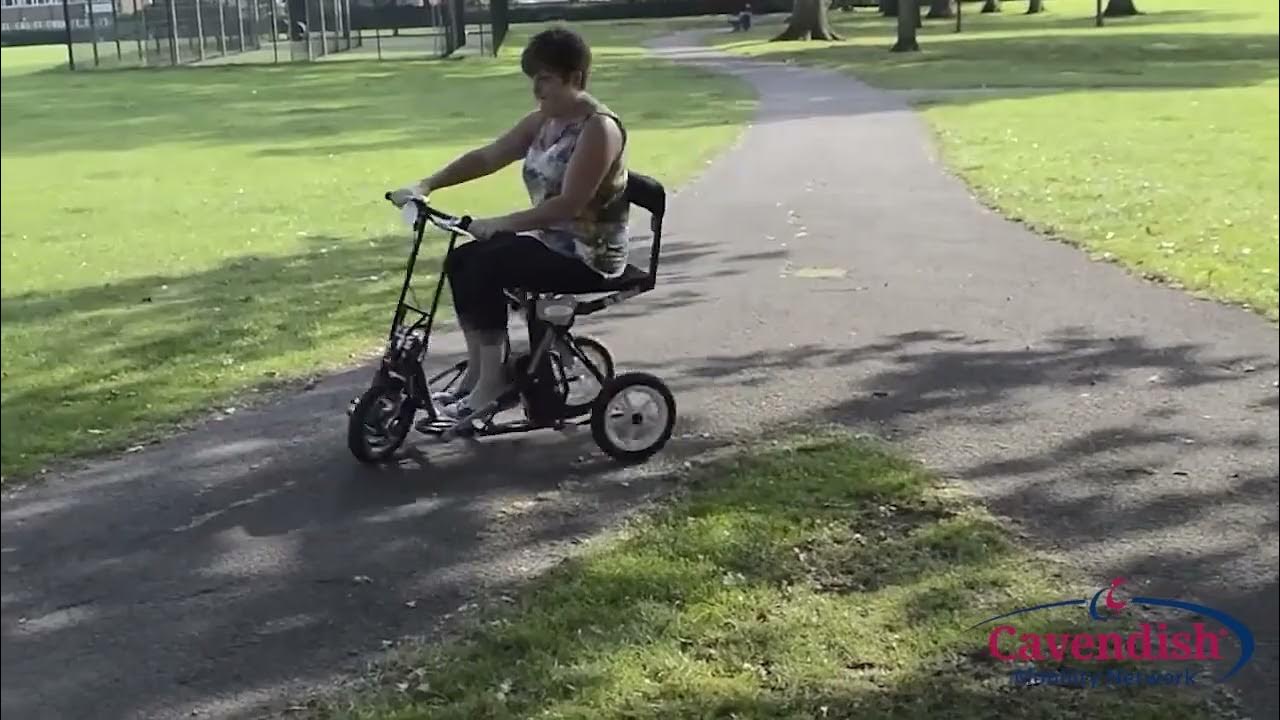 Di Blasi R30 automatically folding lightweight mobility scooter - YouTube