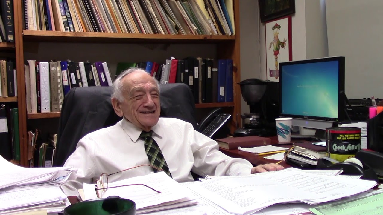 At Piano Bench with Cantor Robert Abelson - YouTube