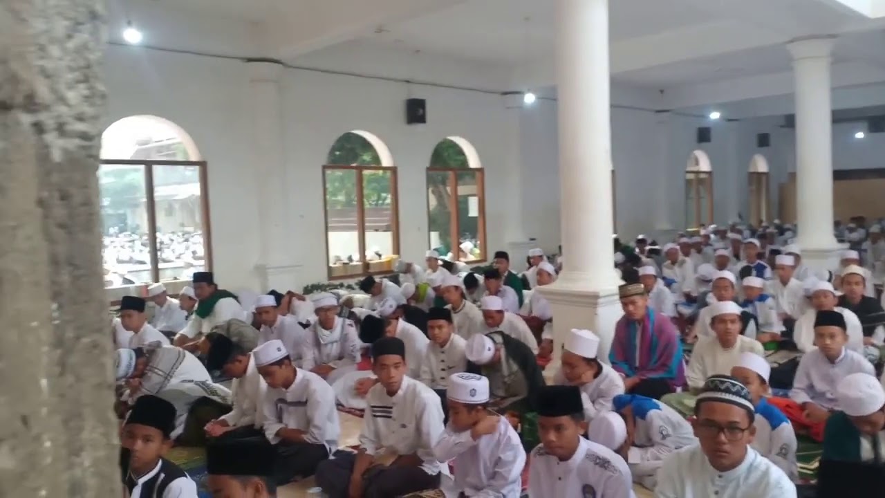 Surat santri tentang suratan taqdirnya . - YouTube