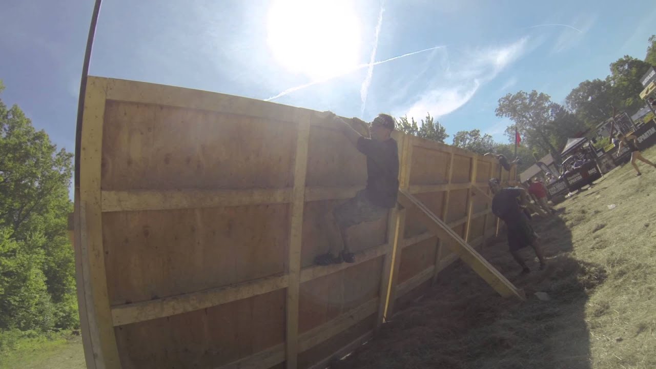 Spartan Race-Tuxedo NY- Inverted wall climb - YouTube