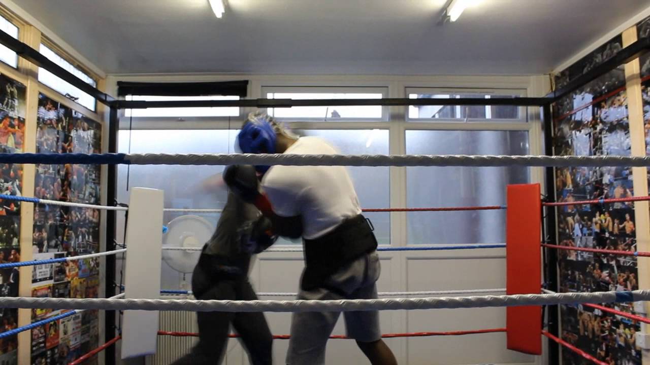 Neasden Boxing Club Sparring - YouTube