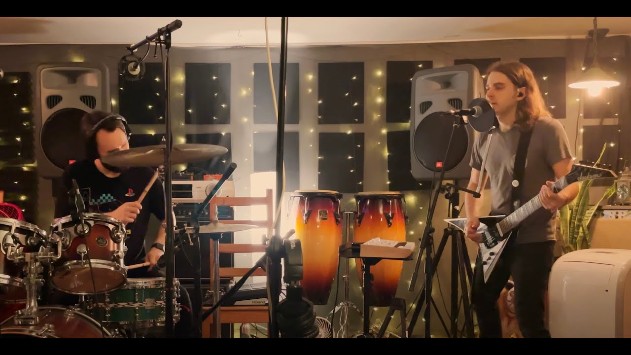 TRIP VILLAIN - Is This Love? (Live @ Rad Hazard Studios) - YouTube