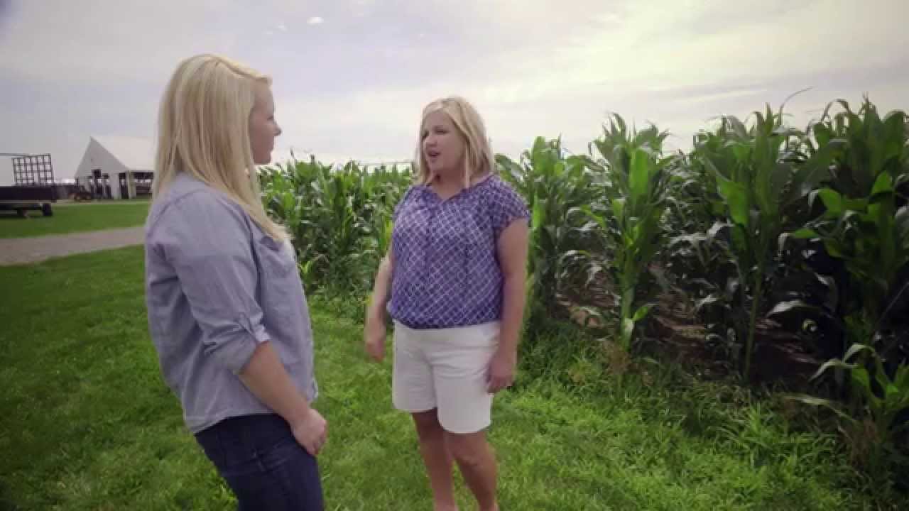Mom to Mom: Being a Dairy Farm Mom - YouTube