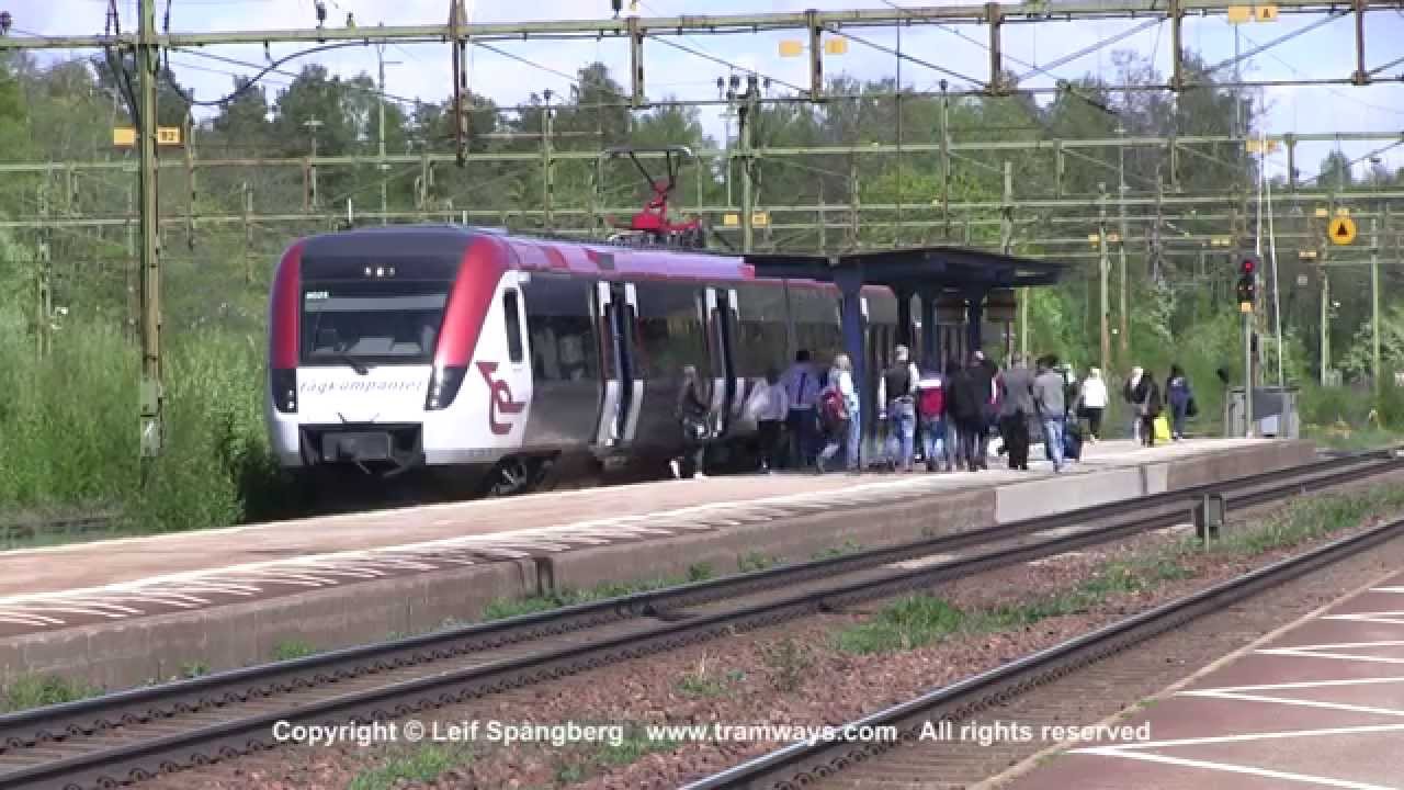 Tågkompaniet EMU train Regina 9025 at Laxå station, Sweden - YouTube
