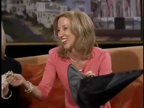 WICKED at MacArthur Mall & Sevenvenues - Norfolk Perspectives with Bob ...