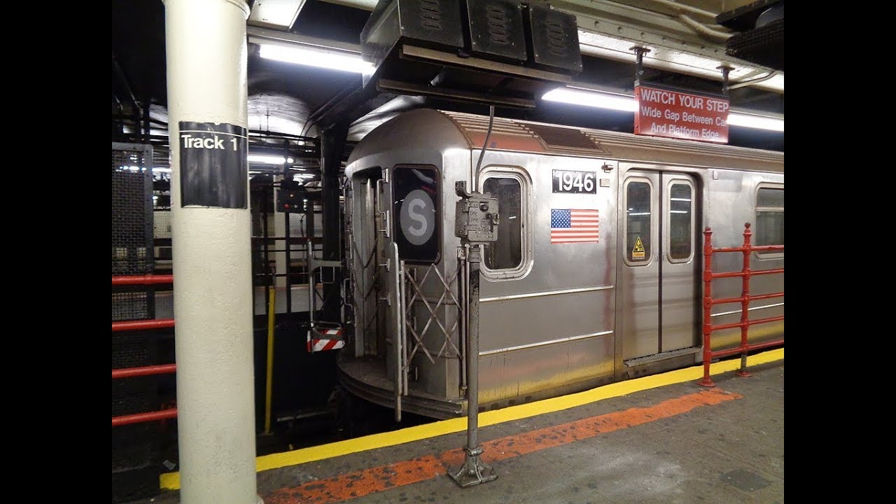 4K 360° New York City: 42nd Street Subway Shuttle from Grand Central to ...
