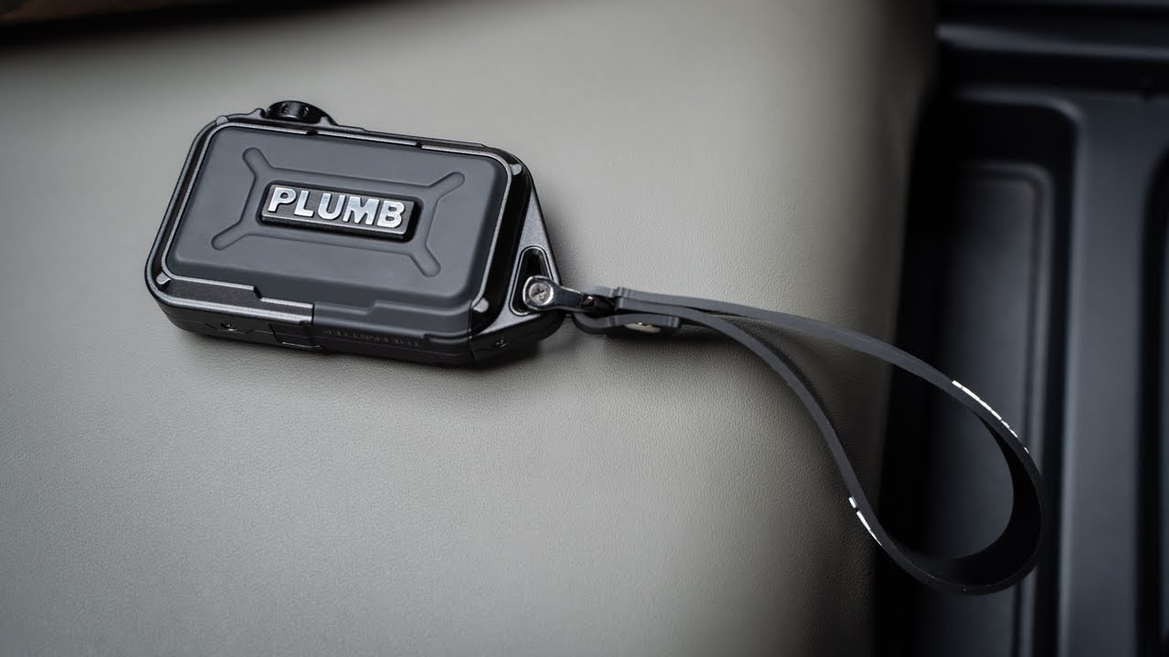 PLUMB Key Fob for New Land Rover Defender - YouTube