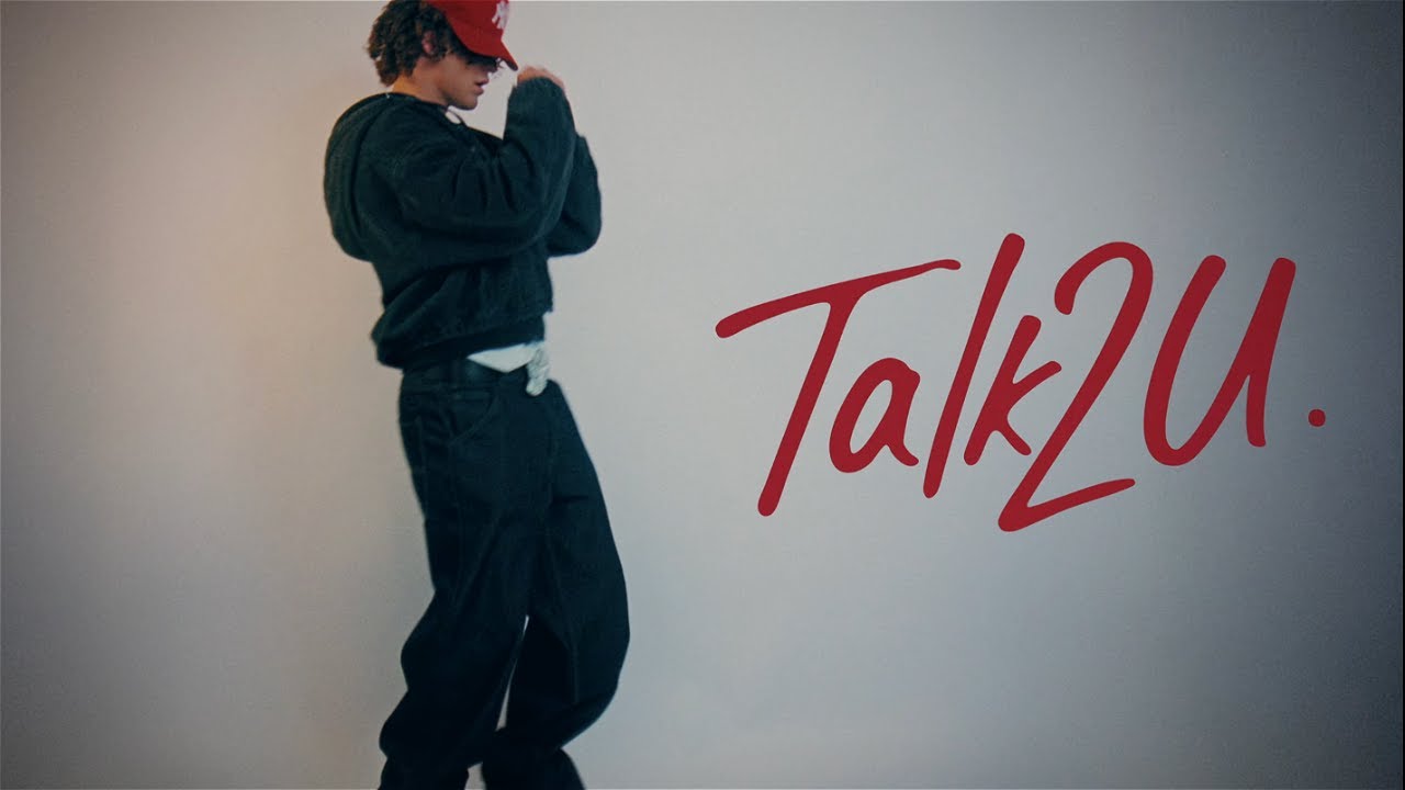 Chris Hunna - TALK2U (Official Music Video) - YouTube