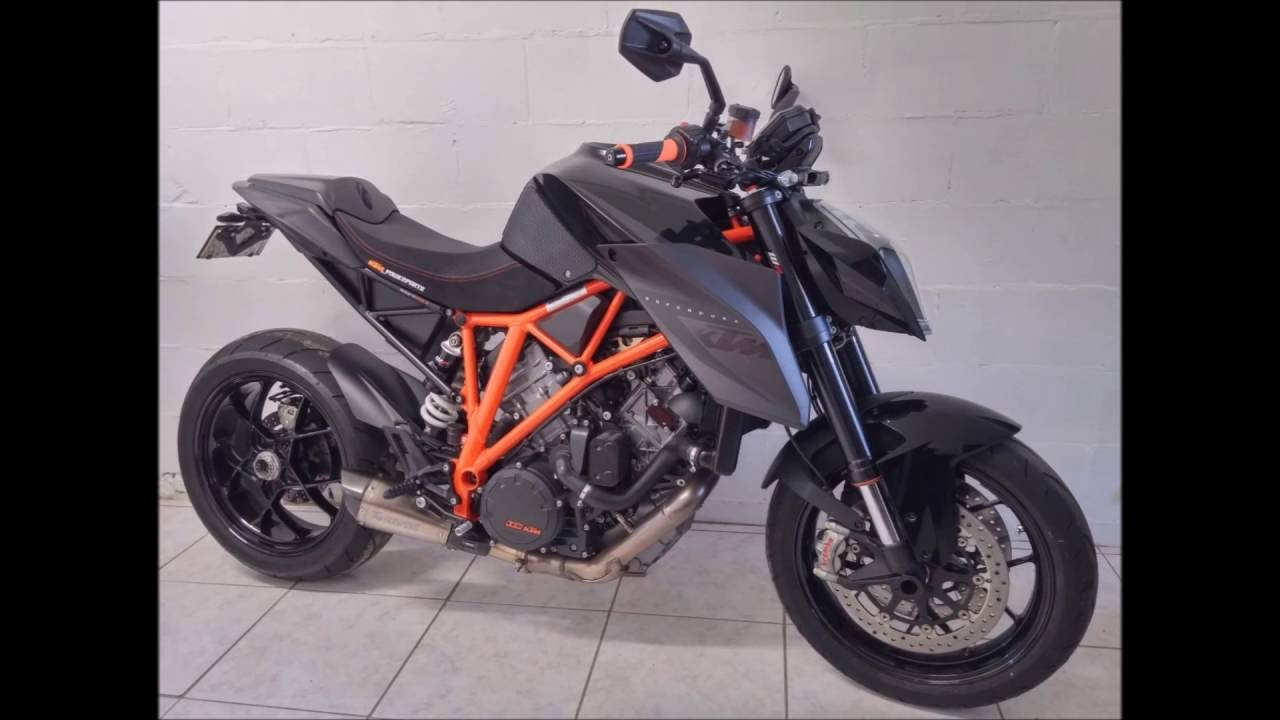 KTM 1290 SUPERDUKE CUSTOM BMW S1000RR AKRAPOVIC EXHAUST - YouTube