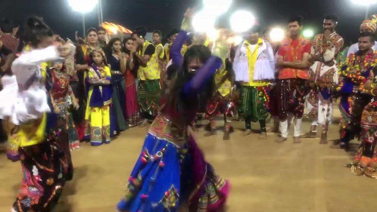 Murlidhar Garba Battle at Thanghnat Garba Ground 2019 | Murlidhar Garba ...