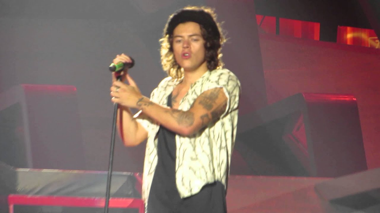 One Direction - Right Now - Detroit - YouTube