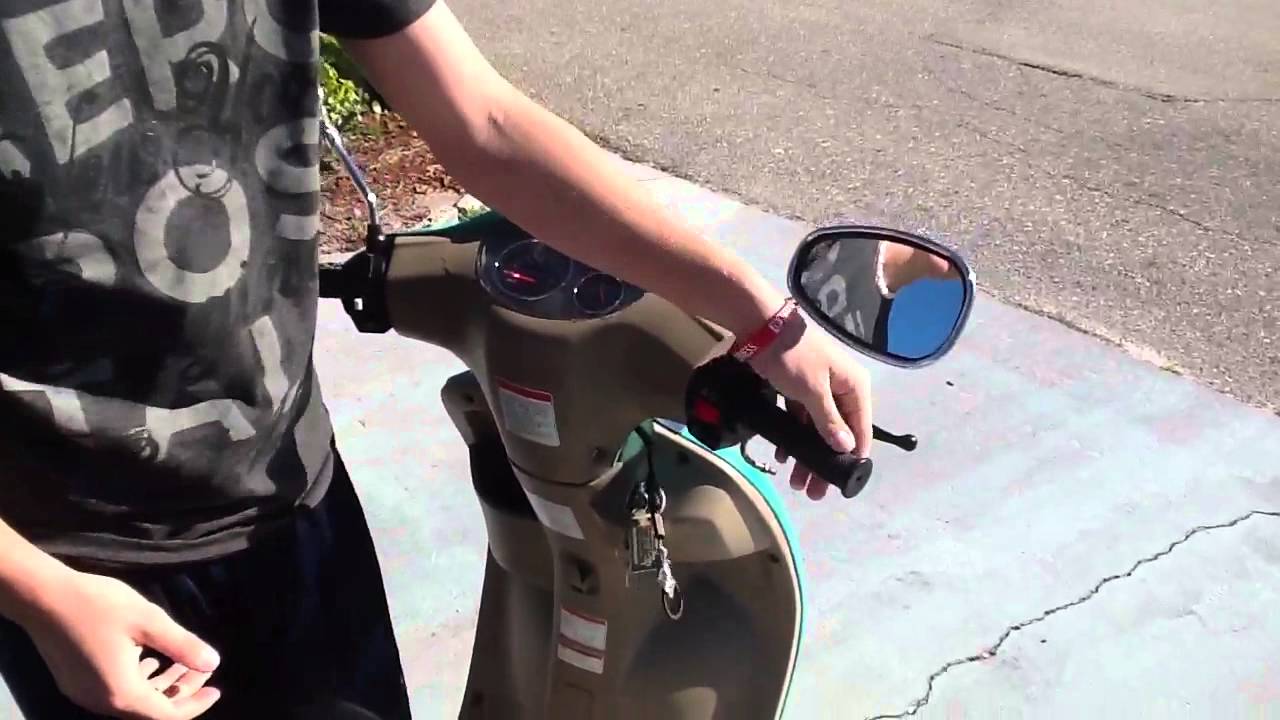 Test run of the verucci qingqi super qm50qt-6v scooter - YouTube