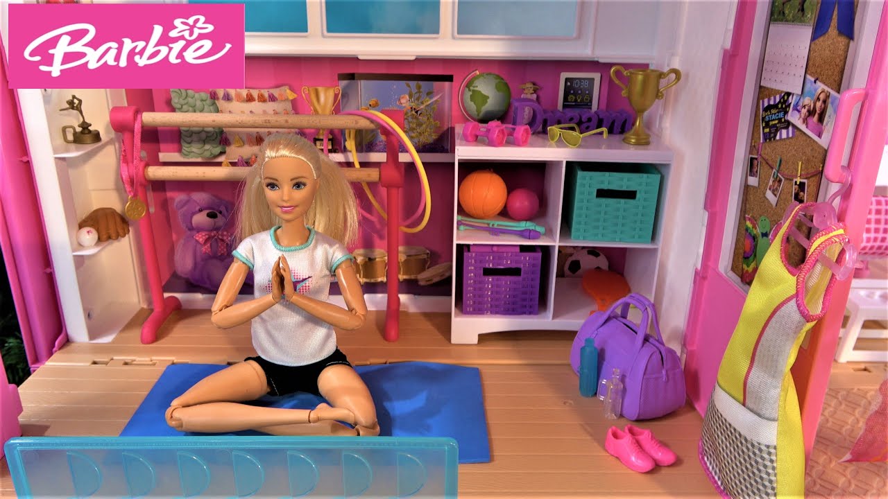 Barbie and Ken Favorite Sports Story in Barbie Dream House with Barbie ...
