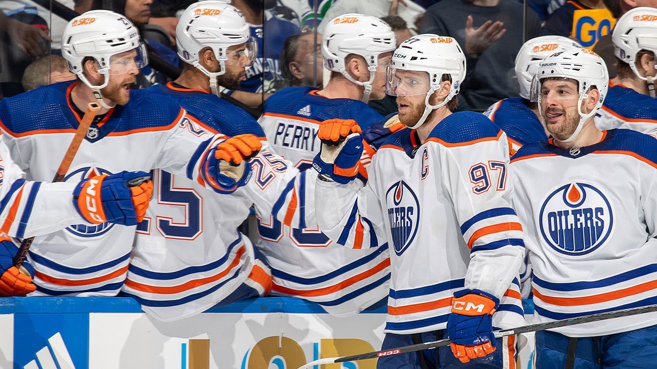 McDavid's Deke: A Highlight Reel Goal to Equalize - YouTube