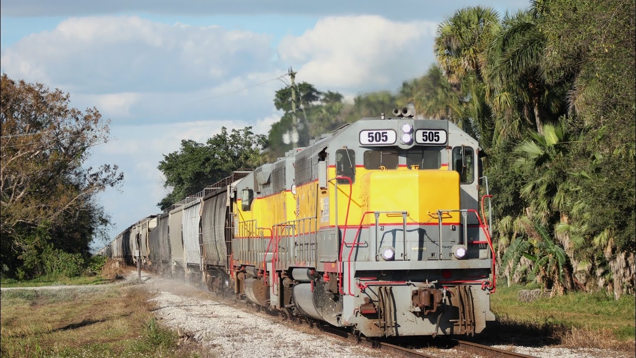 Railfanning US Sugar Corporation Railroad 27 December 2017 - YouTube