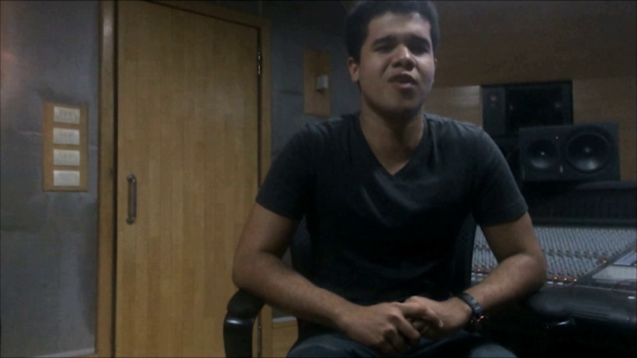 Adrian Estrela GRAVANDO Mo Maiê Sonora Etno Caos Musik - YouTube