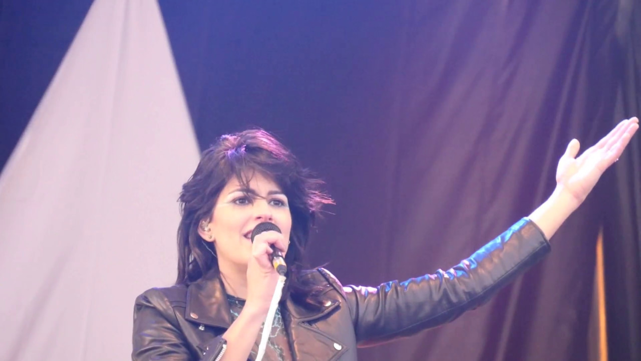 Dear Rouge Live - YouTube