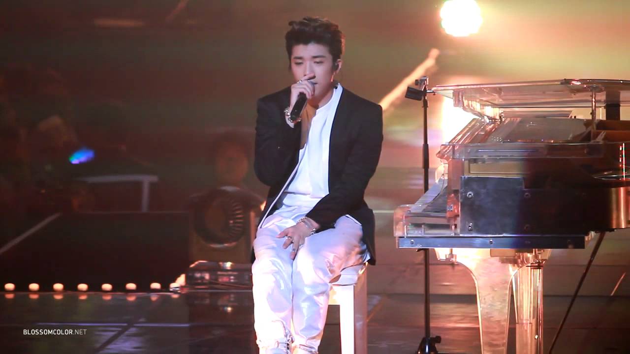 [FANCAM] 130621 2PM LIVE TOUR WOOYOUNG SOLO 'THIS IS LOVE' - YouTube