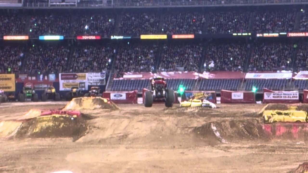 El diablo monster truck - YouTube