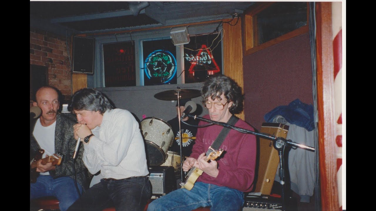 Robert Crotty Doc Merwin Barry Marshall Cafe 9 Blues Jam - YouTube