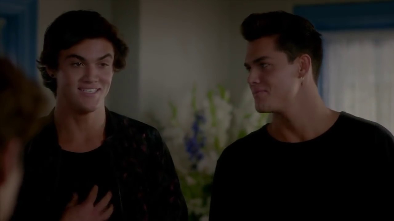 Dolan twins on Famous in love cut - YouTube