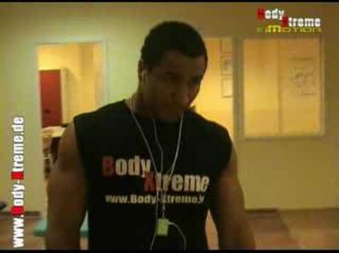 Body-Xtreme InMotion - Arthur Lee Robinson Brust Teil 1/3 - YouTube