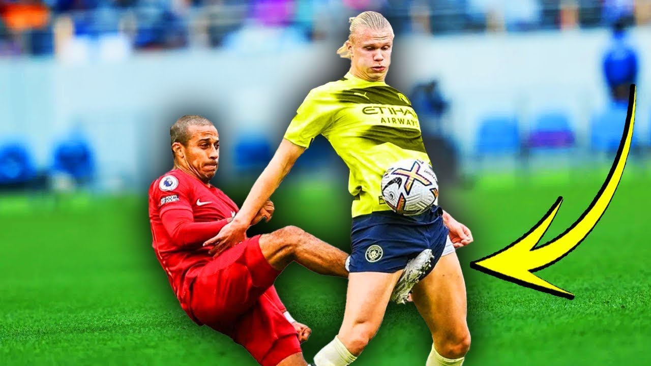 FUNNY FOOTBALL MOMENTS THAT WILL LEAVE YOU LAUGHING! - YouTube