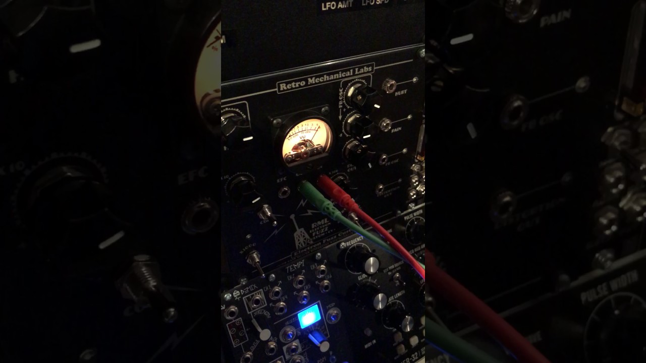 EFC eurorack module CV applied to OSC feedback - YouTube