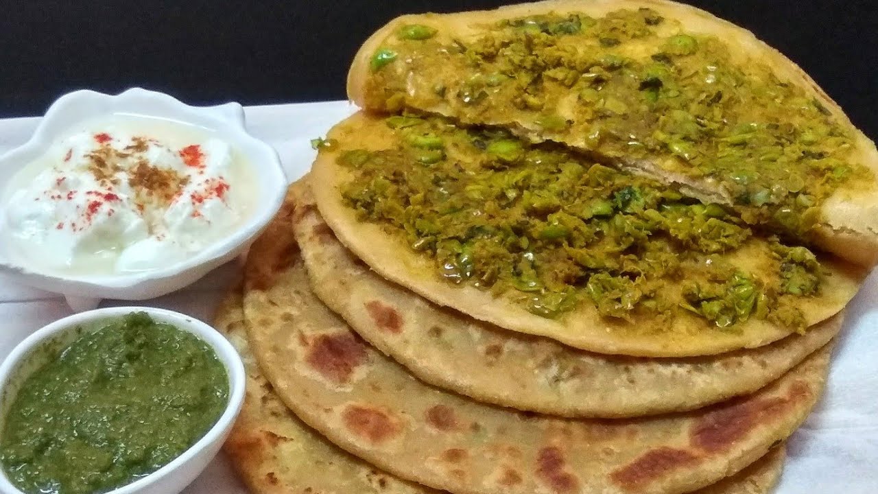 Matar ka paratha | मटर के स्टफड पराठे | Green Peas Paratha Recipe ...