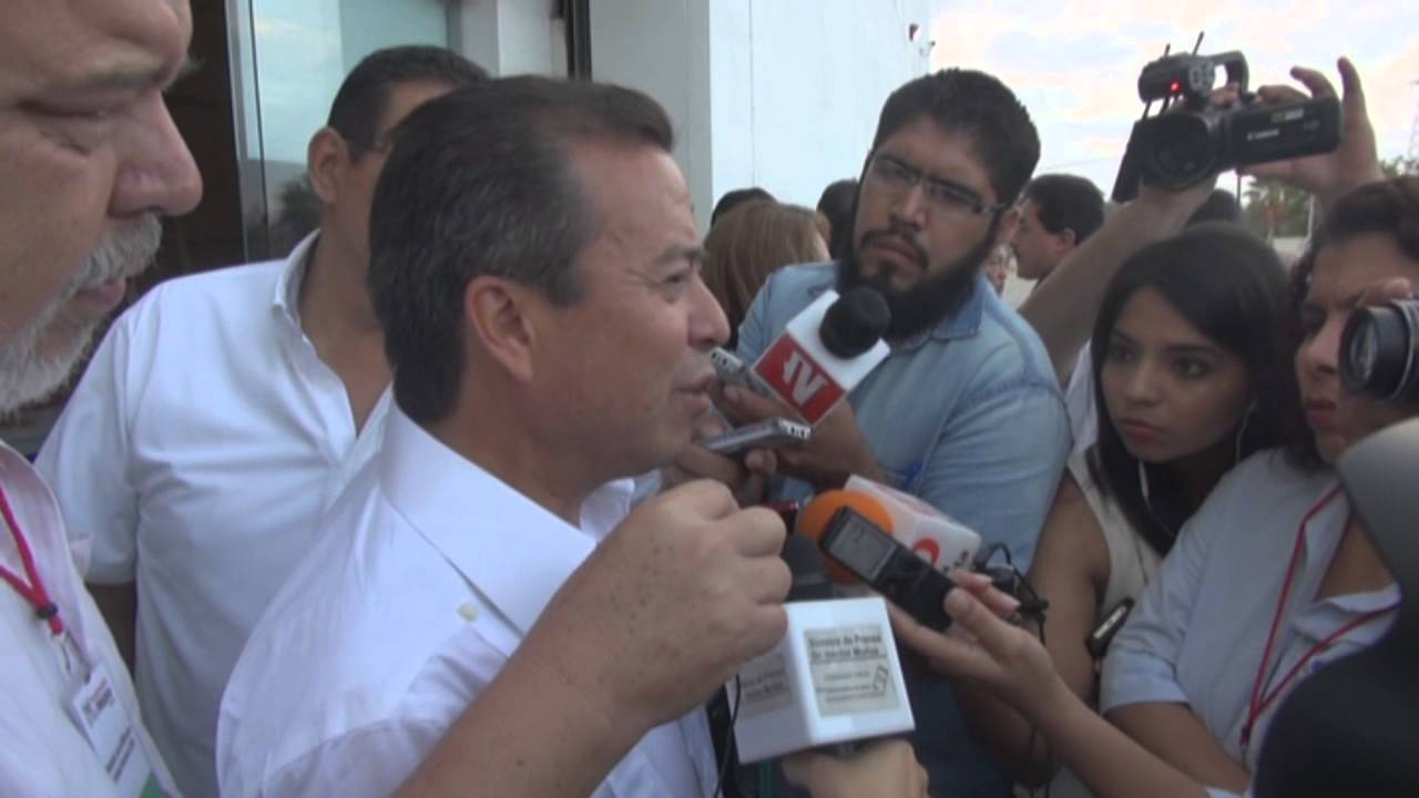 Entrevista realizada al Dr. César Camacho Quiroz - YouTube