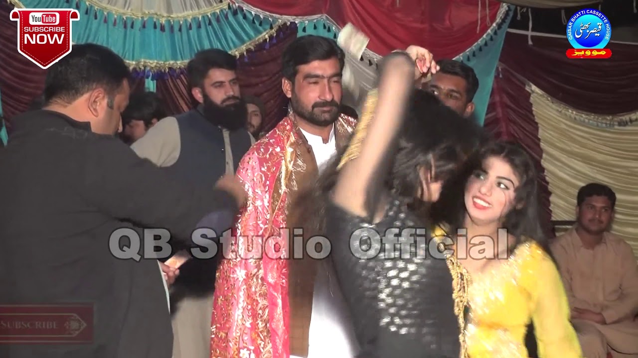 Chiknay Da Chola - Latest Dance - Shadi Program - Jhang 2020 - QB ...