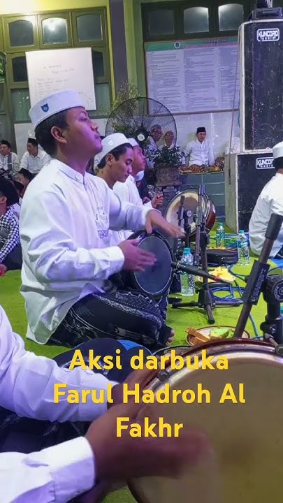 Aksi darbuka Farul Hadroh Al Fakhr - YouTube
